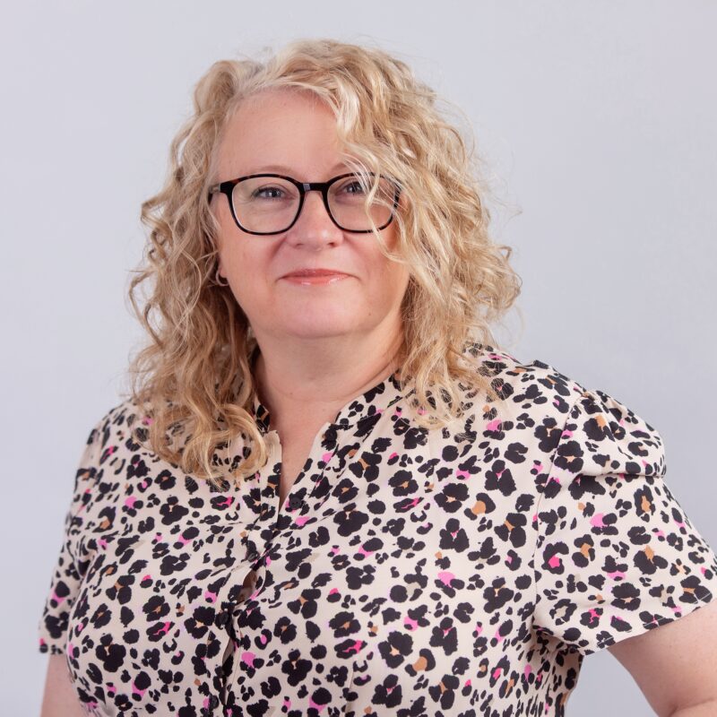 Tracy Deacon – ILUX